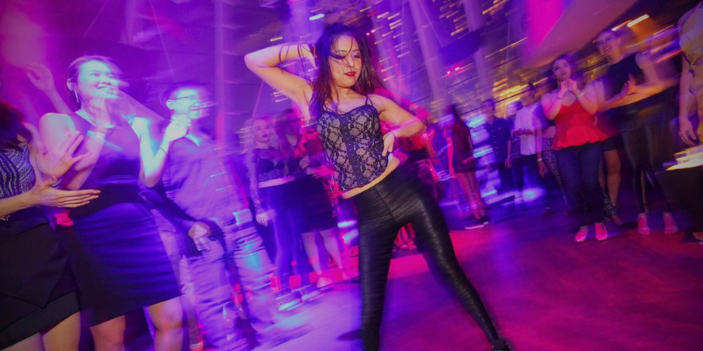 10 Essential Tips To Improve Your Social Dancing %%sep%% %%sitetitle%%